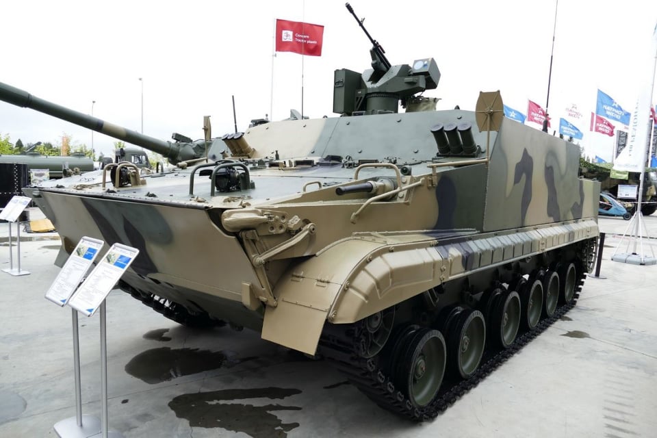 Rostec to present the BT-3F, an amphibious armoured personnel carrier ...