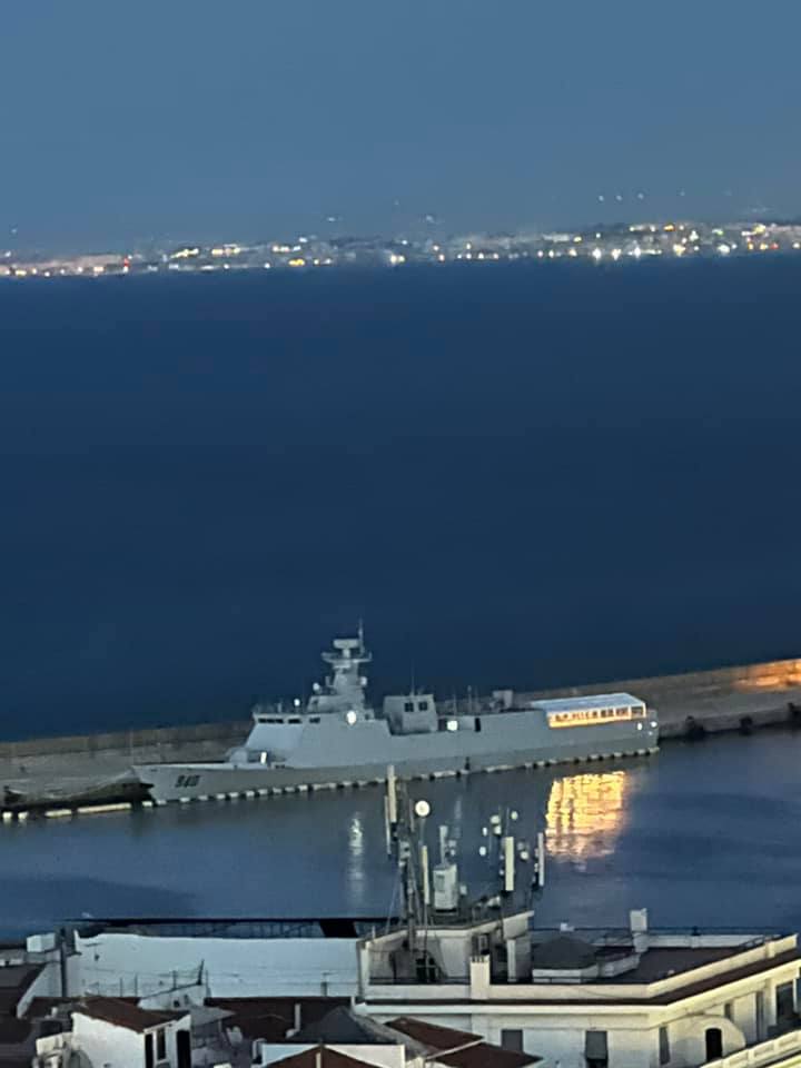 Arrivée de la nouvelle corvette de la marine algérienne à Alger ...