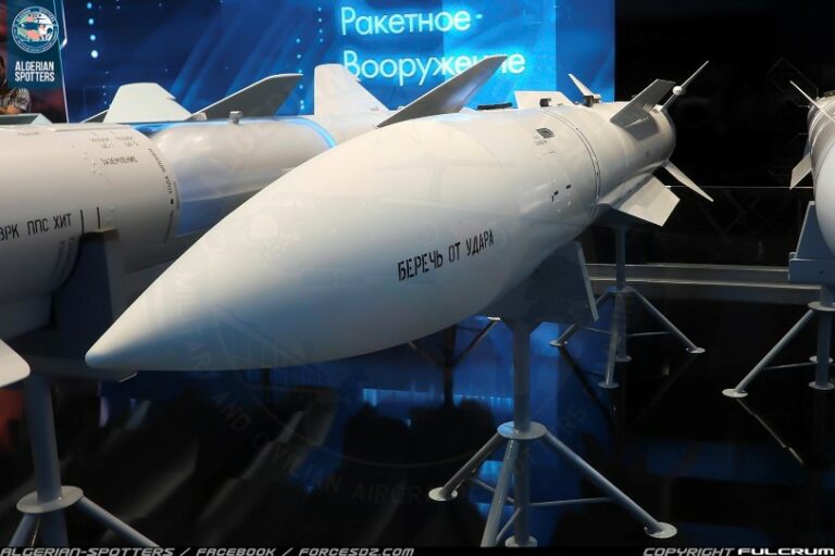 Tout savoir sur le Su-57 - MENADEFENSE