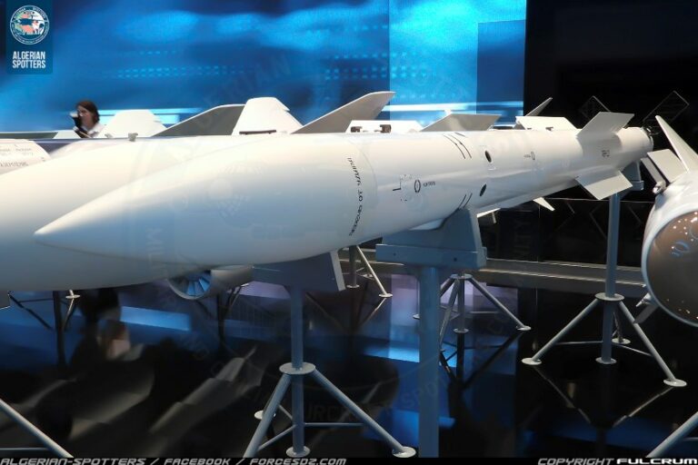 Tout savoir sur le Su-57 - MENADEFENSE